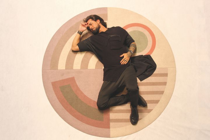 NEM ARTISTA, NEM DESIGNER – &Design Magazine